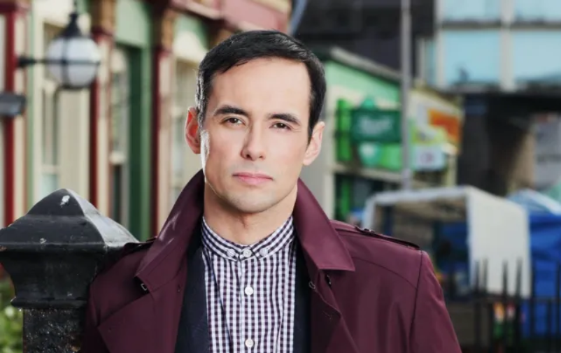 🔥 "EastEnders" SHOCKER: Michael Moon Returns?! Star Transforms in ...